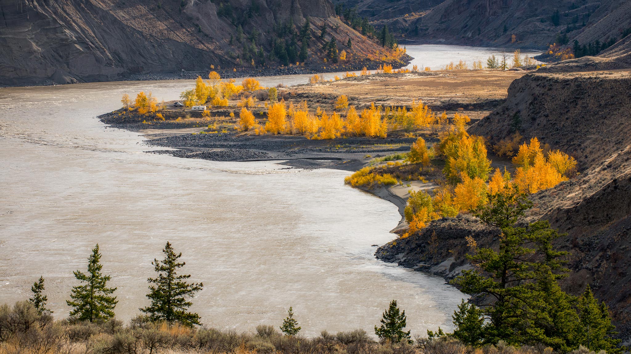Fall Photography Tips | Autumn Photo Road Trip to the Cariboo