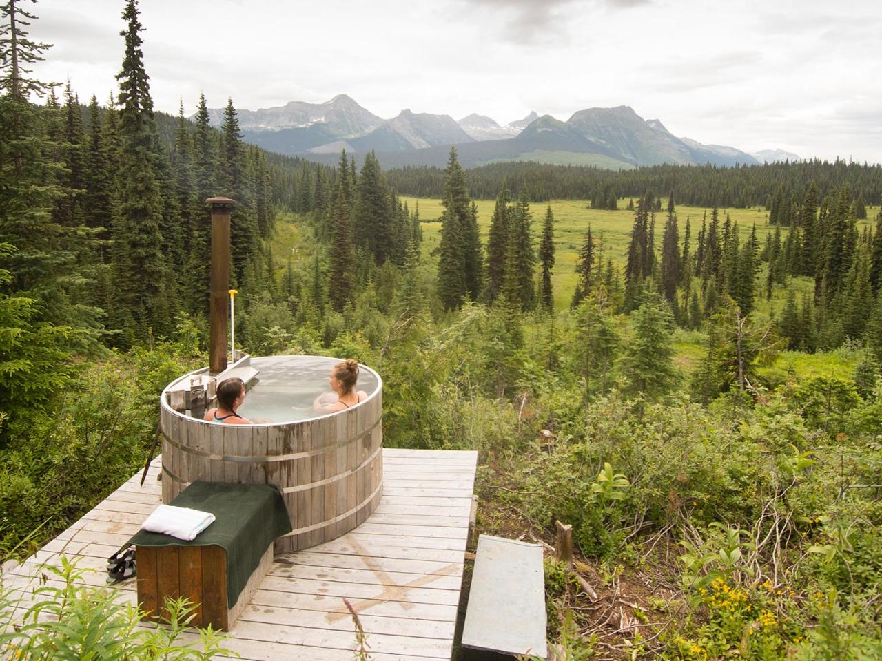 Cameron Ridge Bungalows | Gold Rush Trail Accommodations